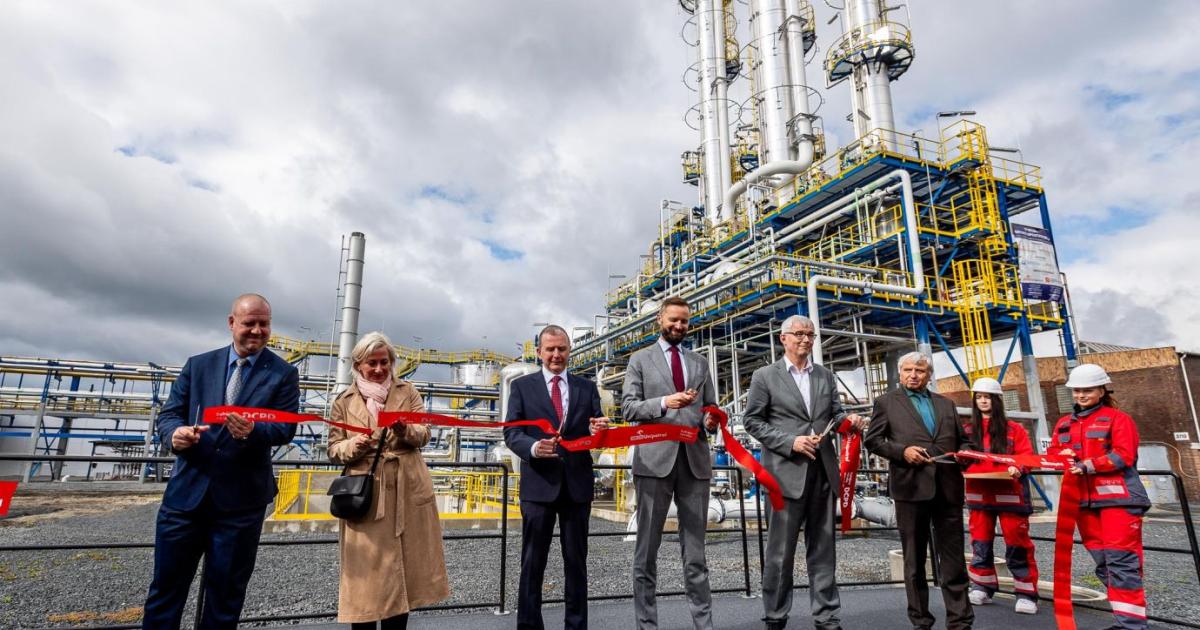 ORLEN Unipetrol otevřel novou výrobní jednotku a stal se jedním ze čtyř ...